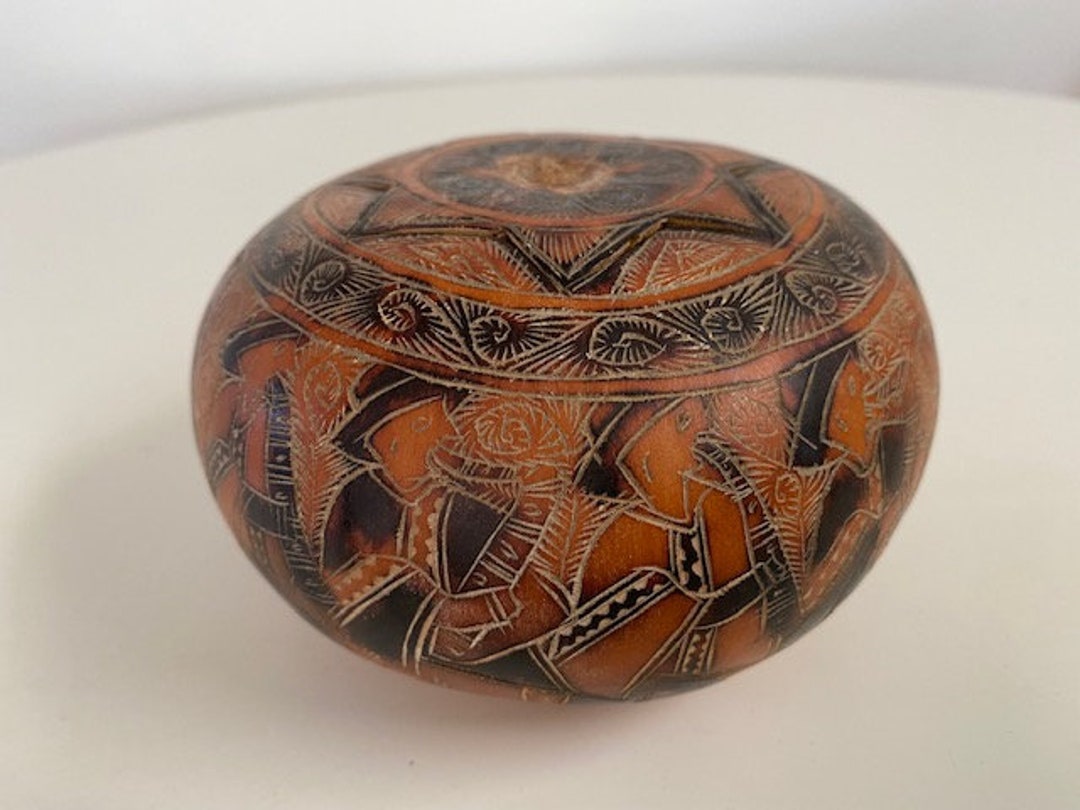Peruvian Folk Art Carved Trinket Box - Etsy