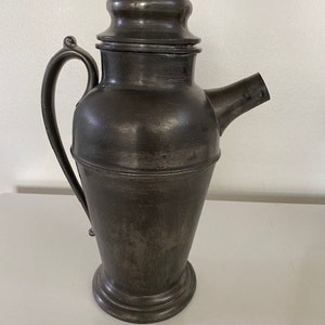 Federal Pewter Tea Pot / Cocktail Shaker, #3811 - Etsy