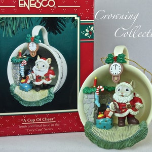 Enesco A Cup of Cheer Ornament Santa Mouse Cozy Cup Series Treasury of ...