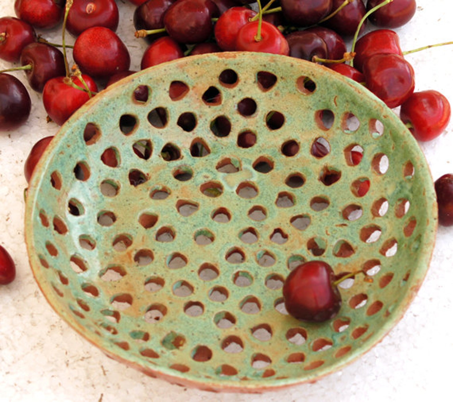 Pottery Berry Bowl fruit Colander-serving Bow - Etsy