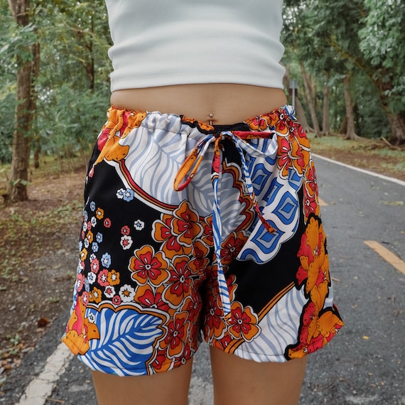 Comfy shorts women store