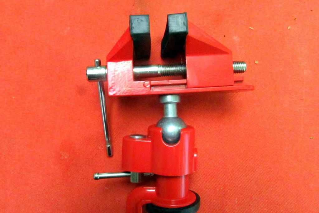 Hobbiest Vise Locking Universal Ball Joint Rubber Jaws Light Non ...