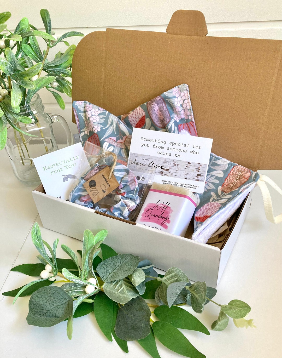 Personalised Hamper for Her, Gift Set With Australian Flowers, Pink ...