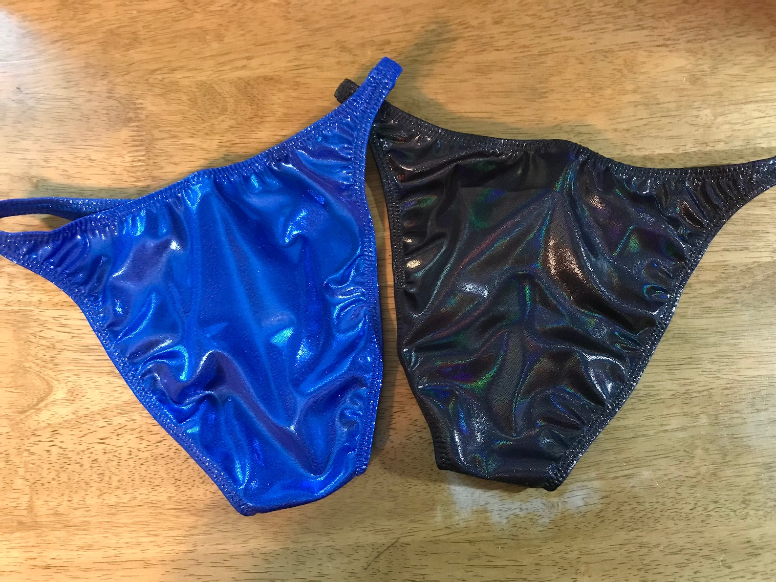 Men's *STANDARD CUT* Bodybuilding Posing Suit Trunks in Foil Fabric - Etsy