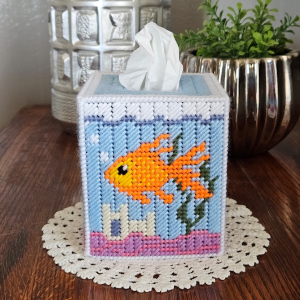 Plastic Canvas Tissue Box Cover - Etsy