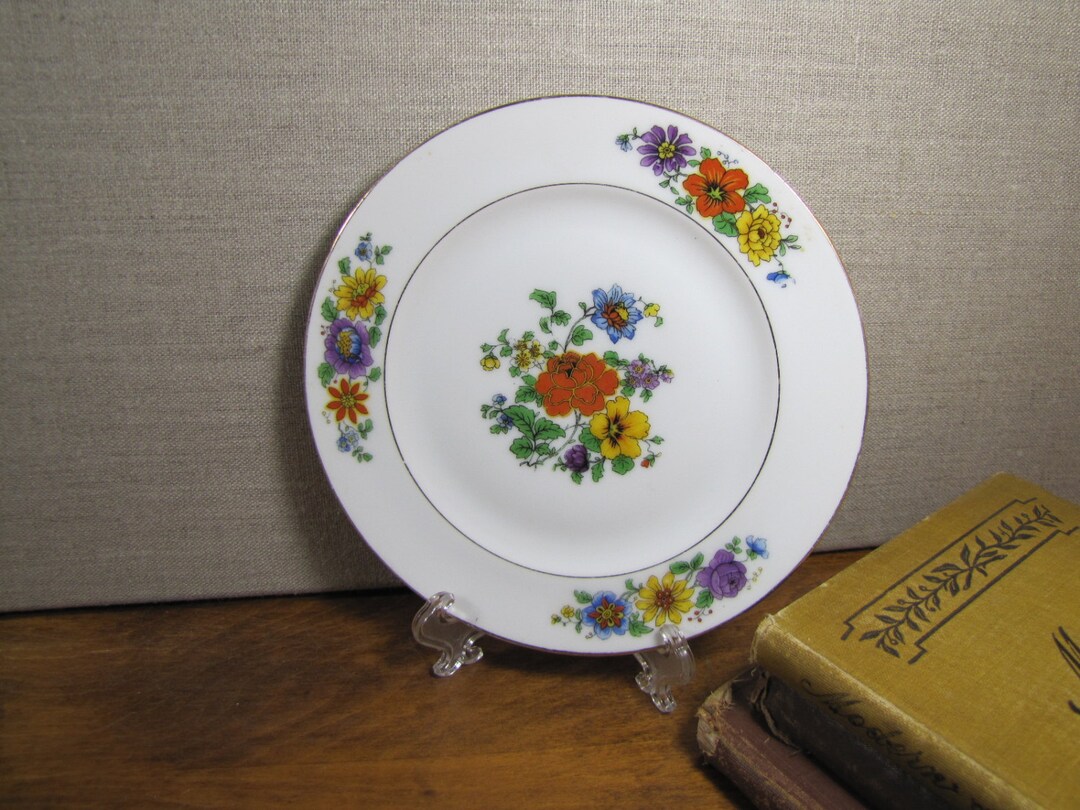 D. F. Epiag - Bread and Butter Plate - Bright Floral Pattern - Gold ...
