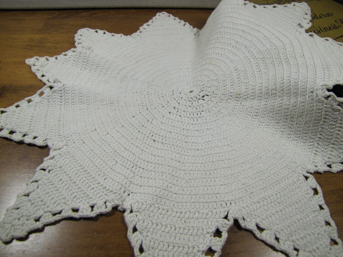 Heavy Crocheted Table Cover Plate Mat 11 Points Tight - Etsy