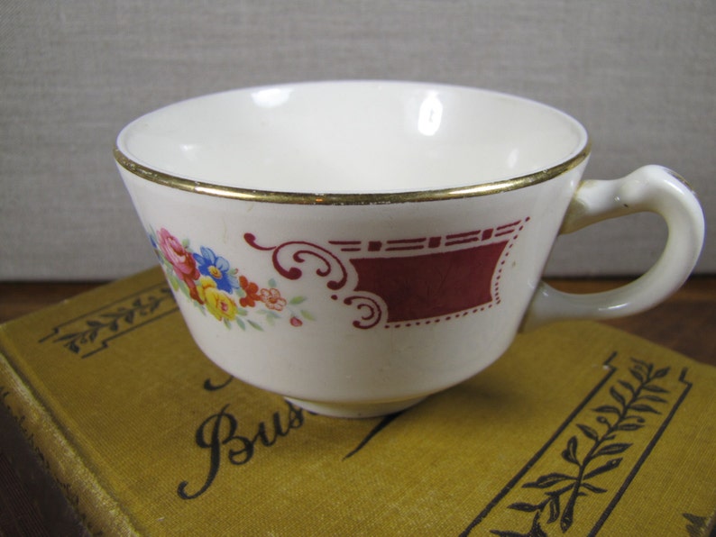Vintage Teacup Dark Red Band and Floral Pattern - Etsy