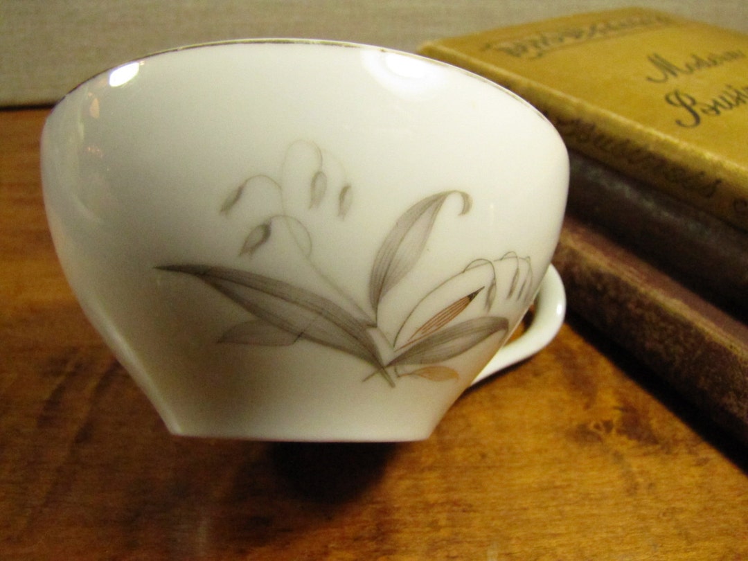 Kaysons Fine China Teacup - Golden Rhapsody - Gray Flowers and Gray and ...
