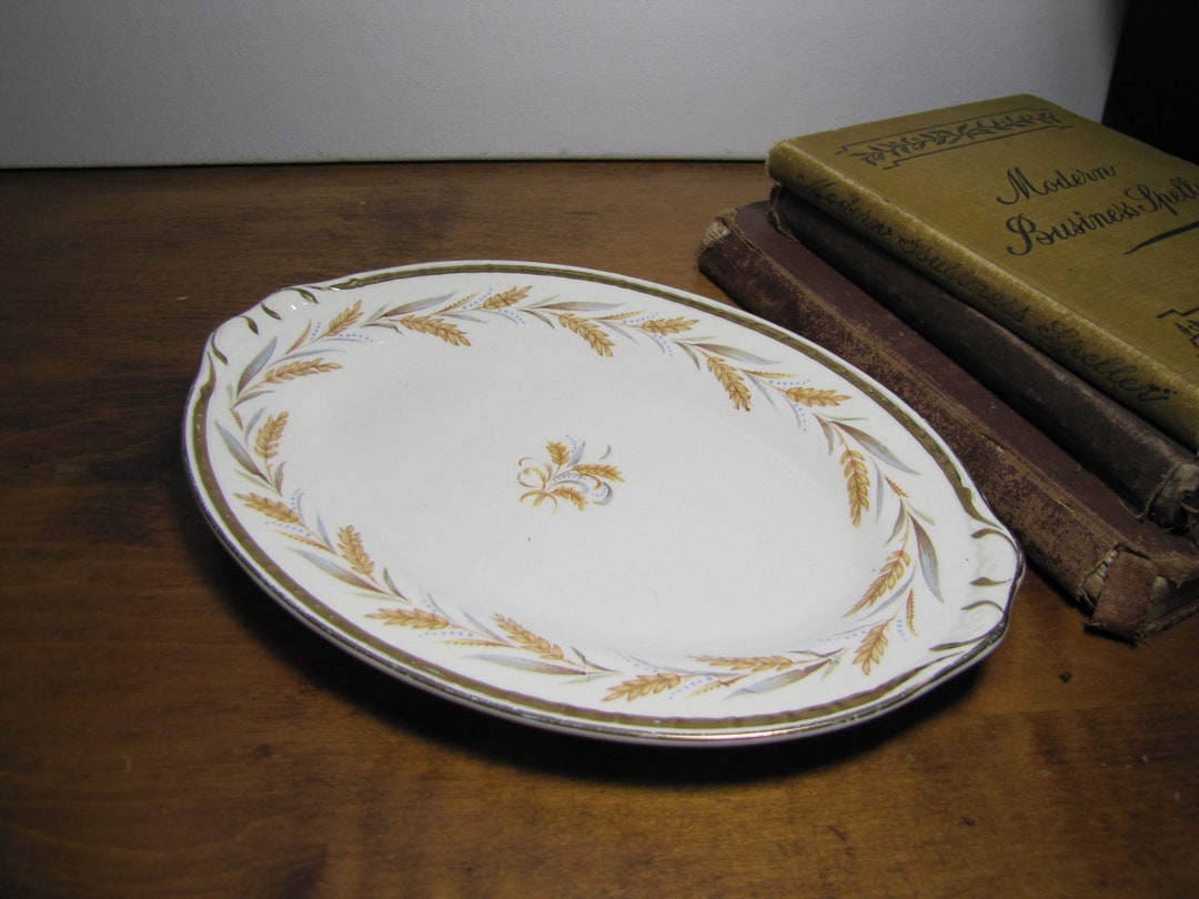 Homer Laughlin Georgian Eggshell Small Serving Platter - Kingston ...