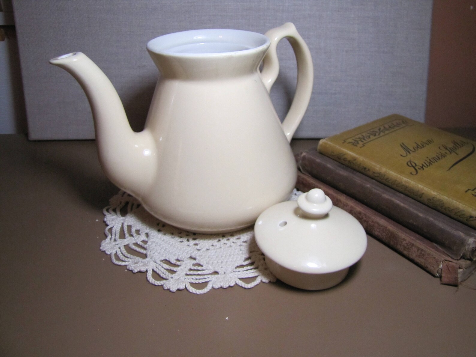 Hall Pottery Pale Yellow Teapot - Etsy