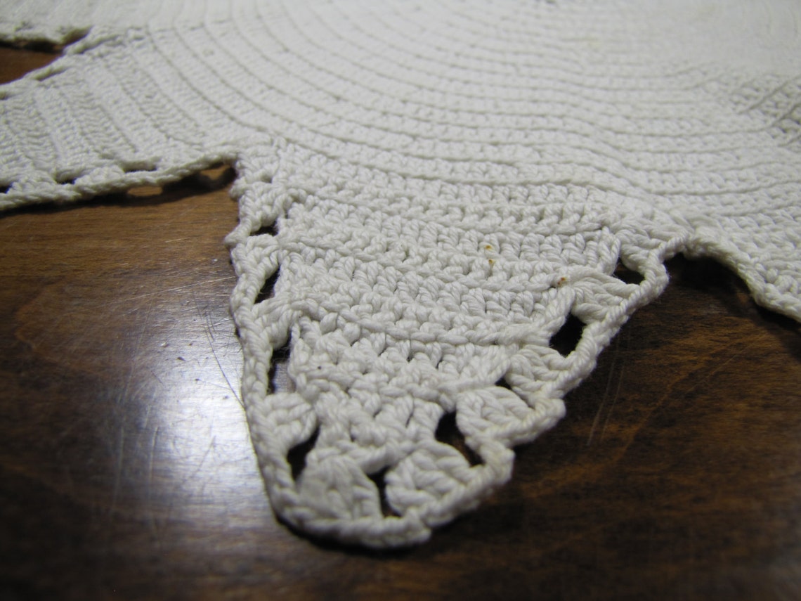 Heavy Crocheted Table Cover Plate Mat 11 Points Tight - Etsy