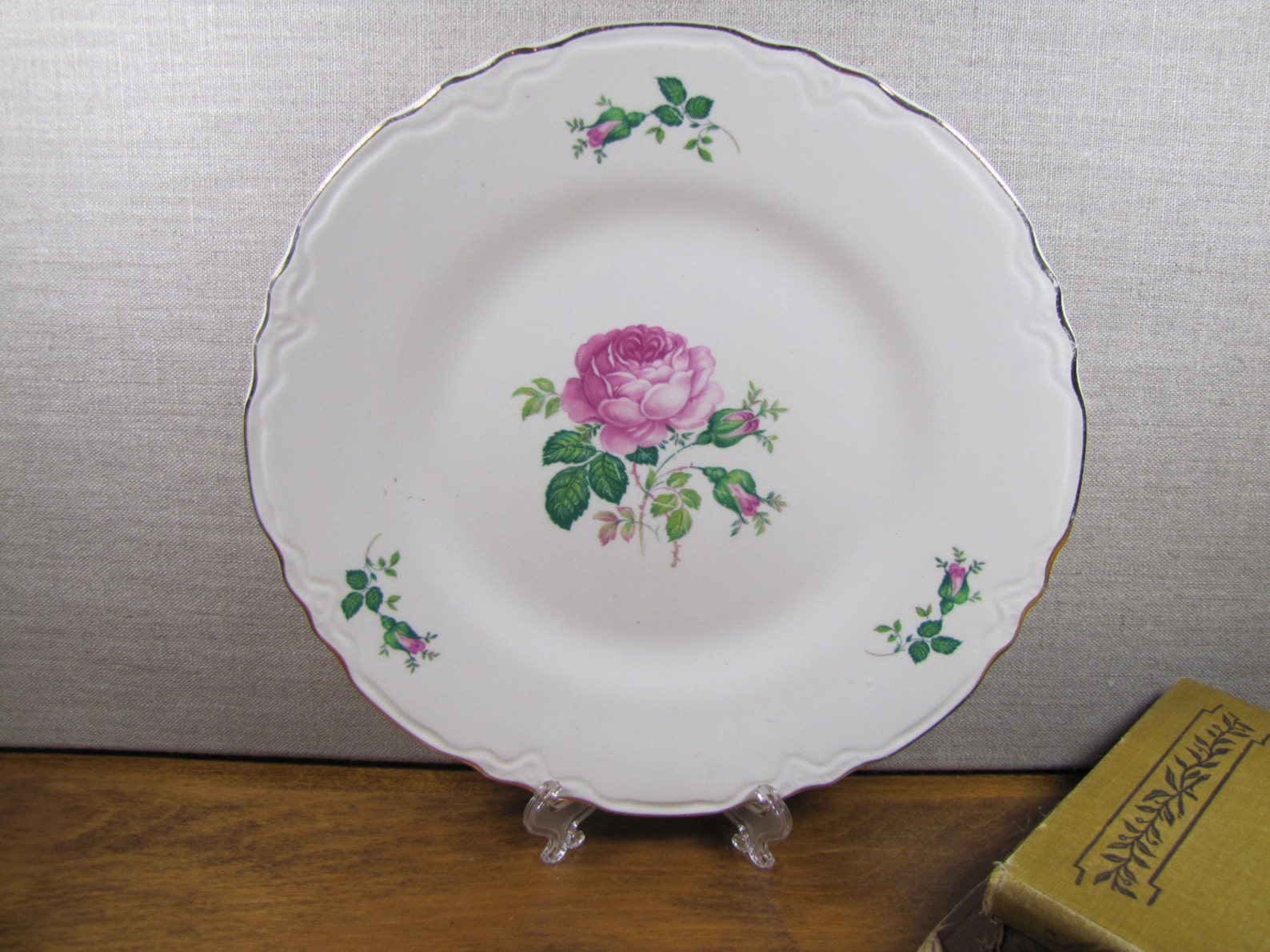 Vintage Plate Pink Rose and Rosebuds Scalloped Rim Gold - Etsy