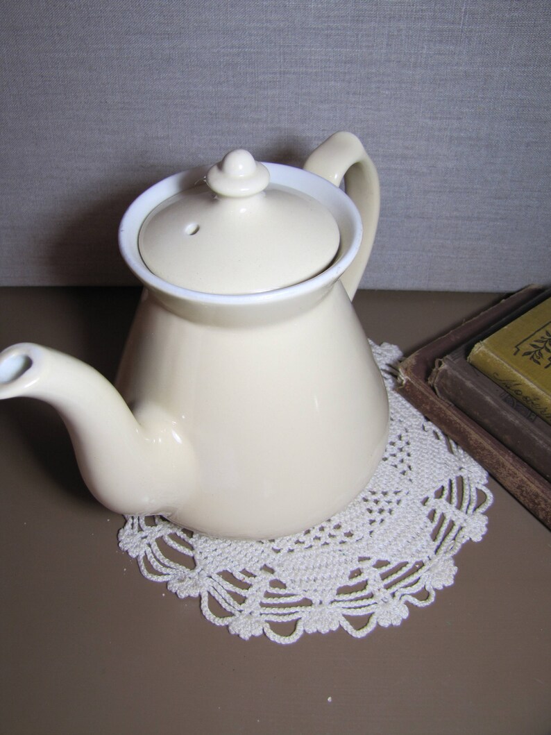 Hall Pottery Pale Yellow Teapot - Etsy