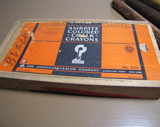 Vintage Wooden Ambrite Colored Chalk Crayon Box With Contents (10 ...