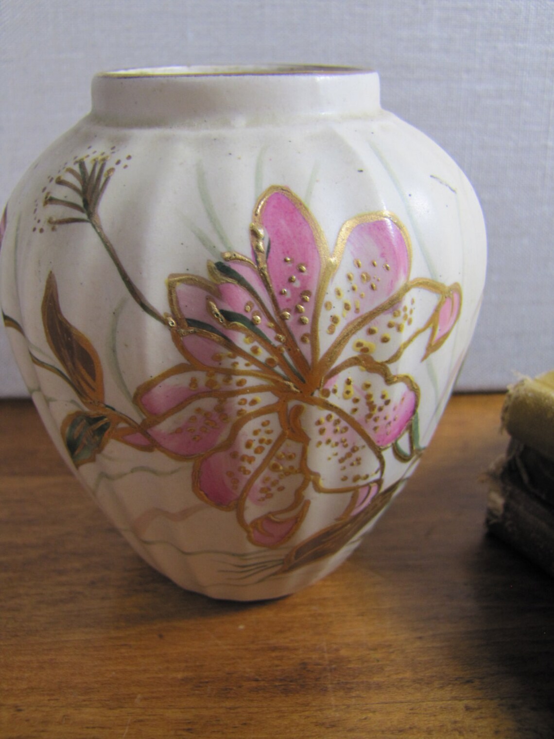 Ginger Jar Shaped Vase Ribbed Sides Cream Colored Pink | Etsy