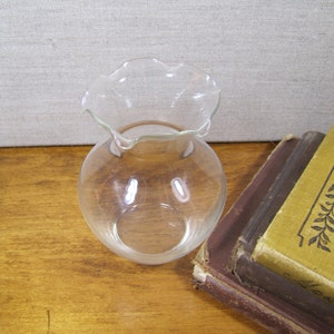 Fluted Edge Glass Bud Base - Etsy