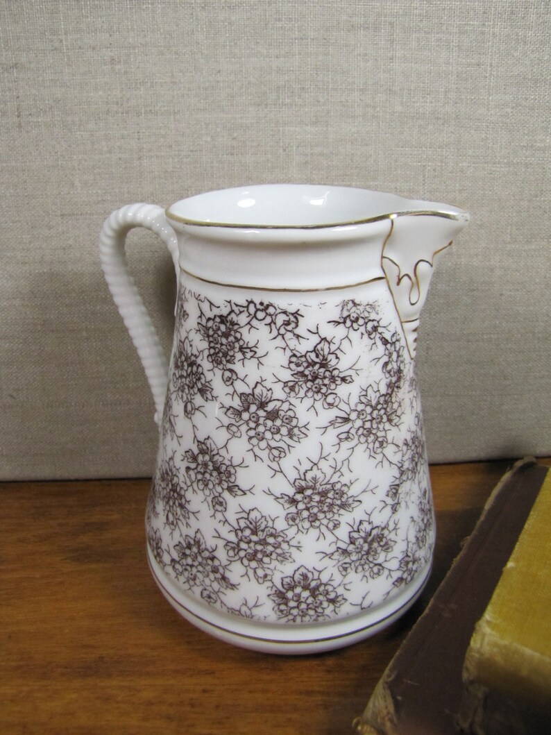 Porcelain Creamer Flared Shaped Embossed Handle Gold - Etsy