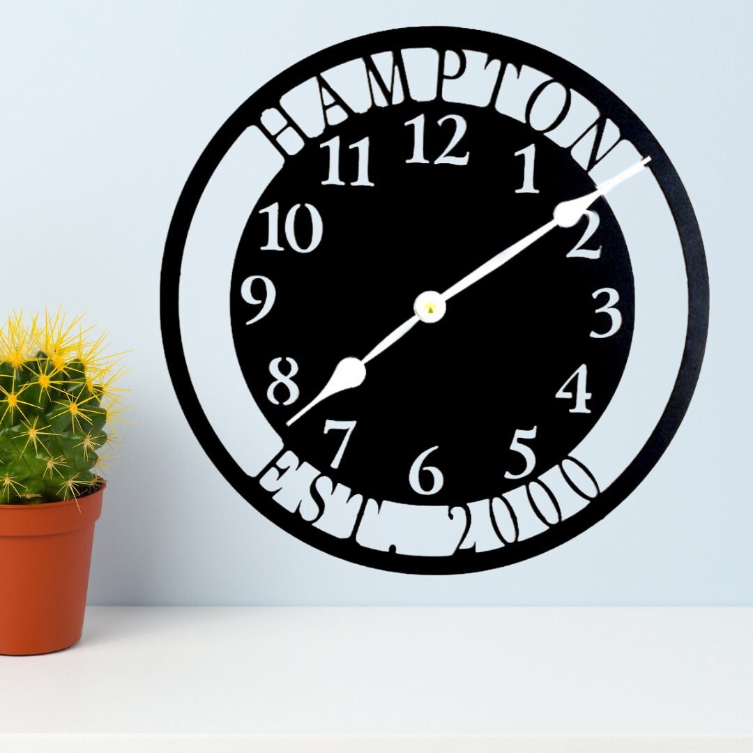 Personalized Metal Clock Family Name Clock Wedding Gift - Etsy