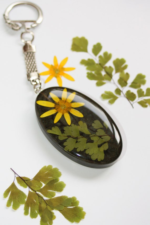 Floral Resin Keychain Real Pressed Flower Fern Leaf Keyring | Etsy