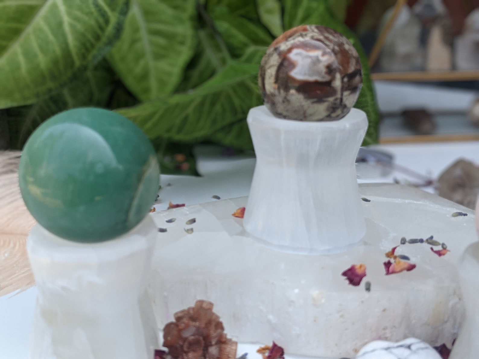 White Selenite Sphere Stand Hourglass Crystal Ball Holder - Etsy