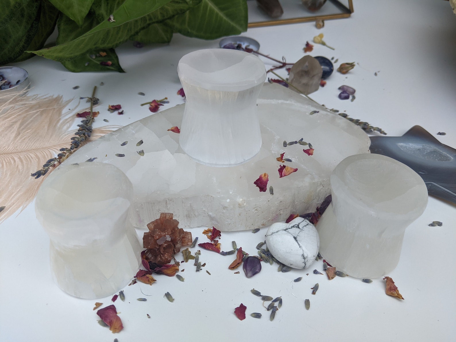 White Selenite Sphere Stand Hourglass Crystal Ball Holder - Etsy