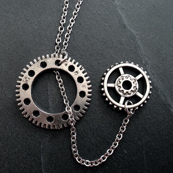 Silver Gear Necklace - Etsy
