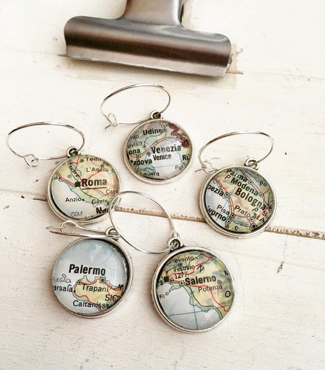 City Map Wine Charms - Etsy