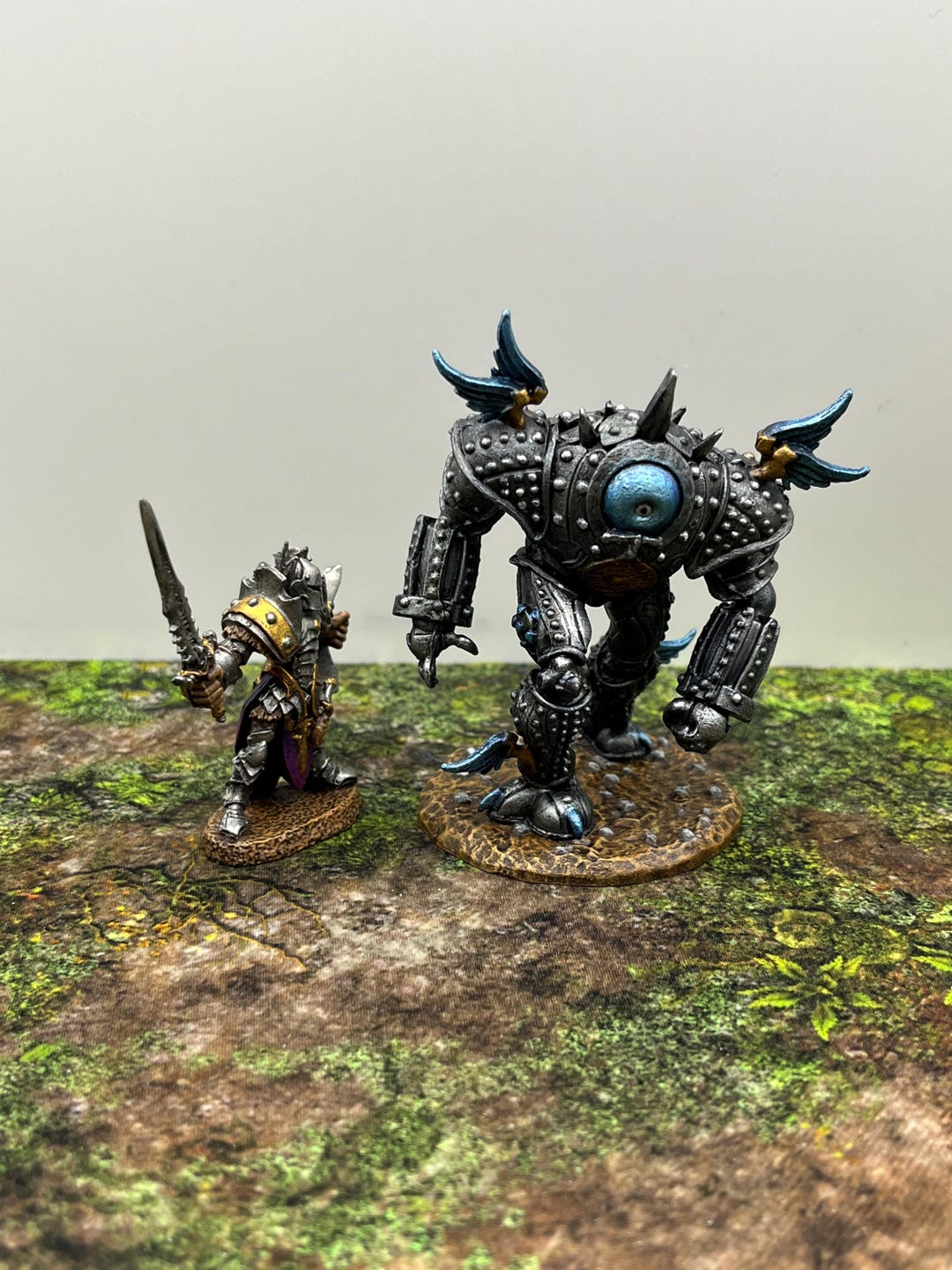 Hand Painted Marut inevitable Miniature rock/dirt Base Dnd, D&D ...