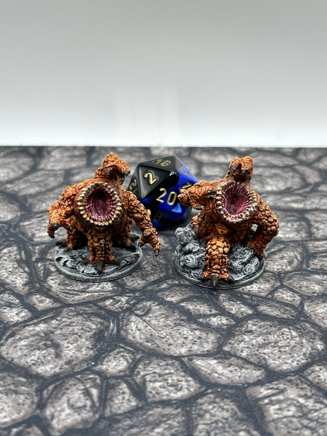 Hand Painted Xorn Miniatures (set of 2) - Dnd, D&D, Pathfinder, TTRPG ...