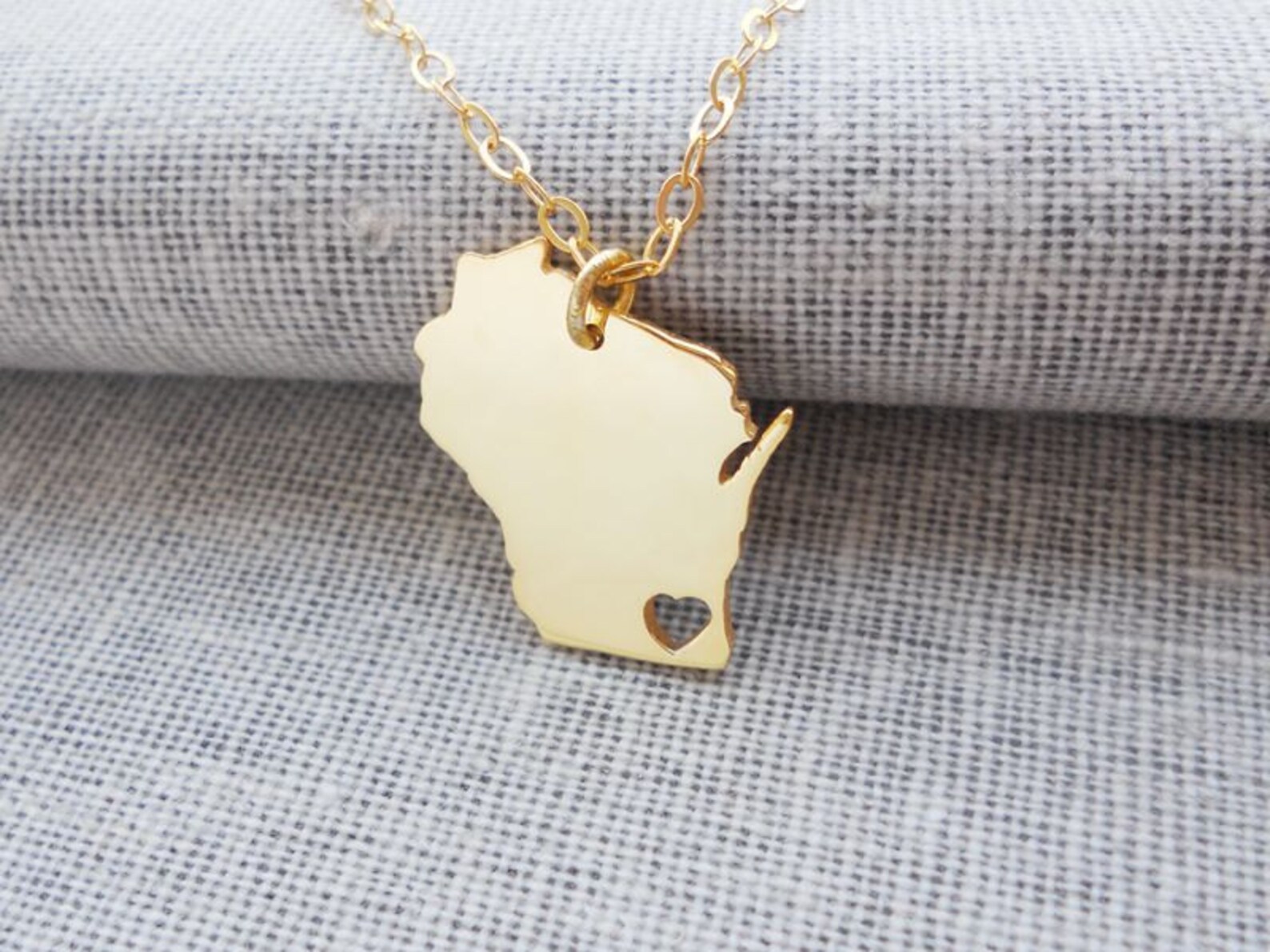 Gold Wisconsin State Charmwi Map State Necklace state Shaped | Etsy