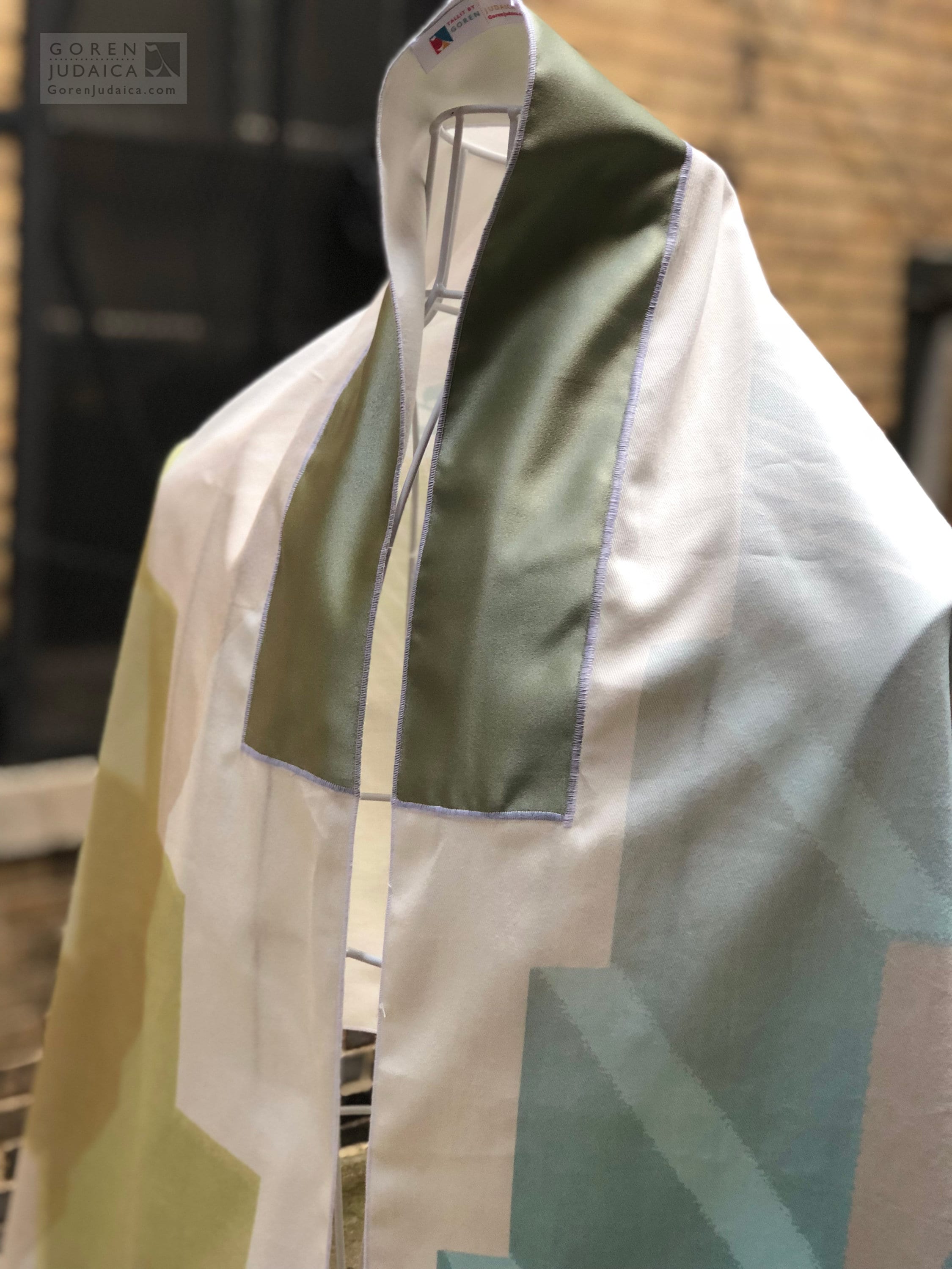 Tallit cotton & satin prayer shawl: Mah Nora / How Awesome - Etsy 日本