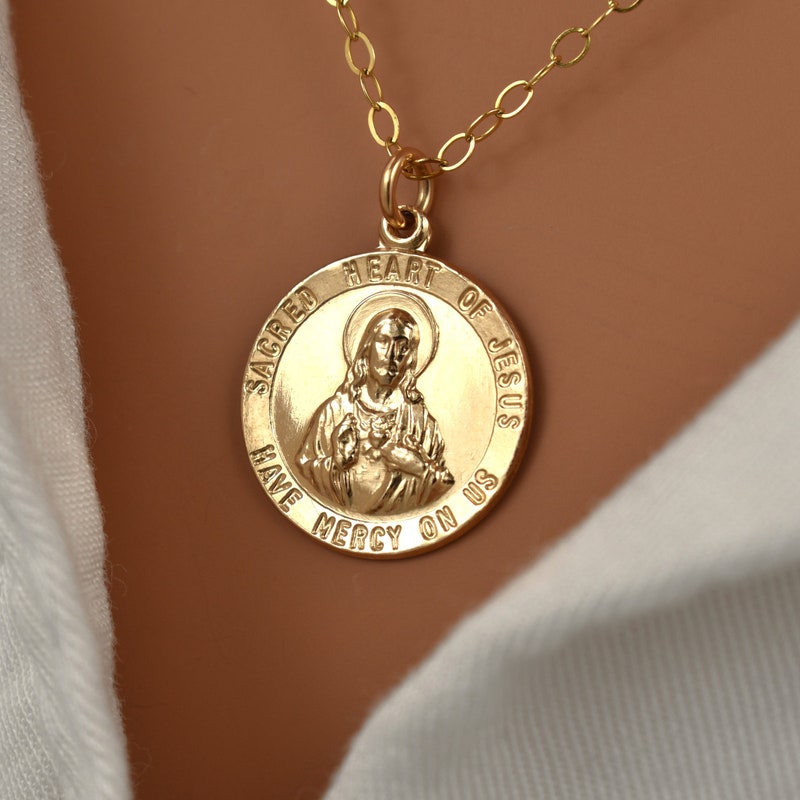 Gold Jesus Necklace - Etsy
