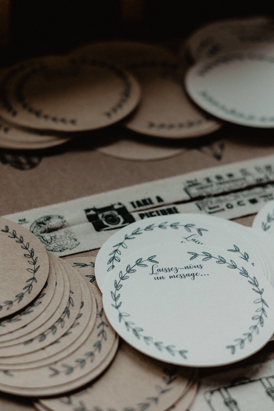 Livre d'or lot 25 rondelles fond kraft ou blanc | Etsy