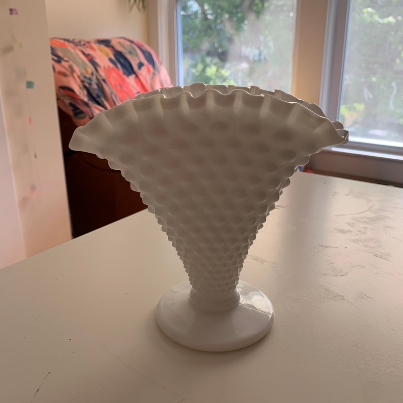 Hobnail Fan Vase - Etsy