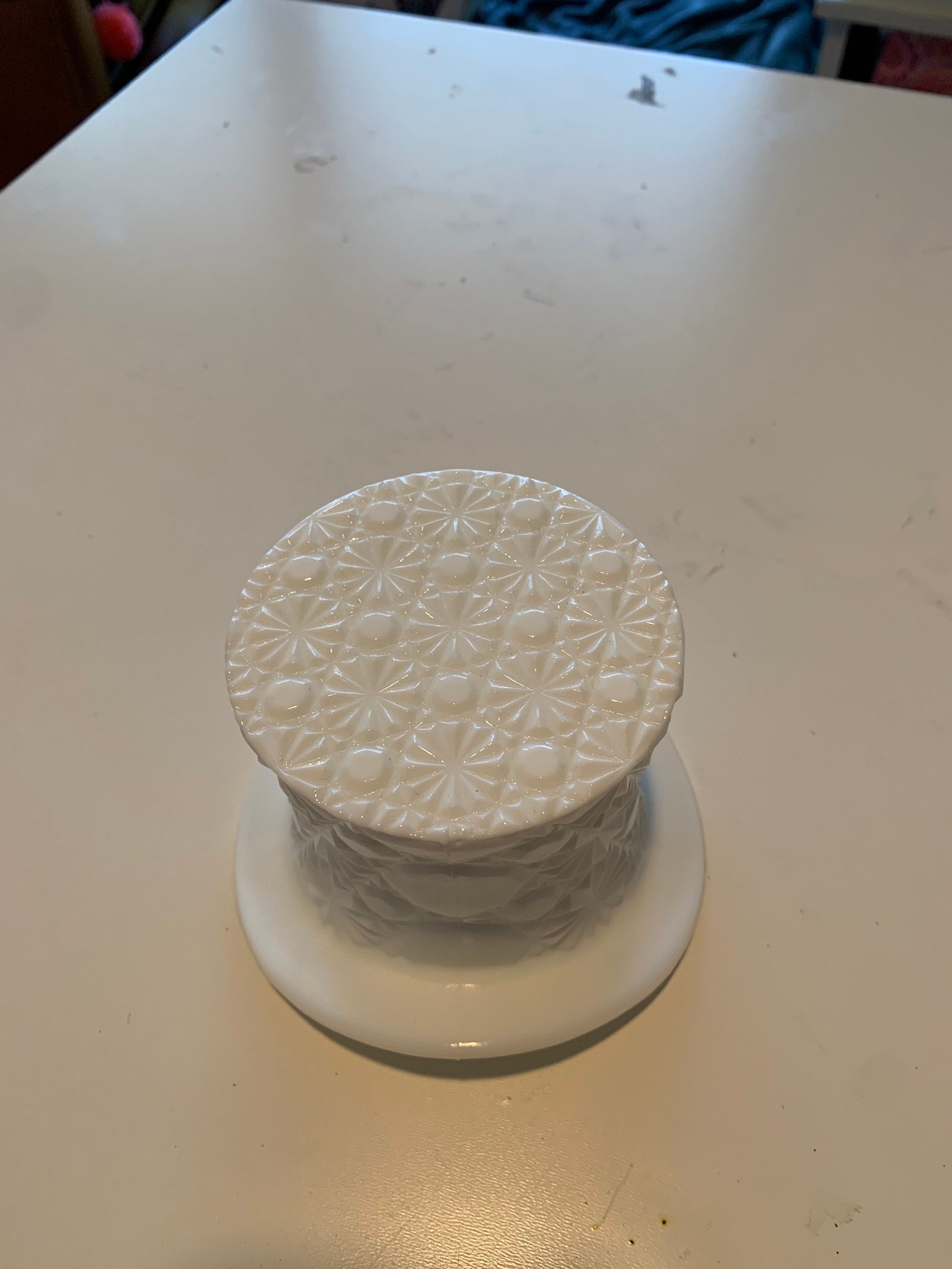 Vintage Fenton Glass Top Hat in White Milk Glass With Daisies & Buttons ...