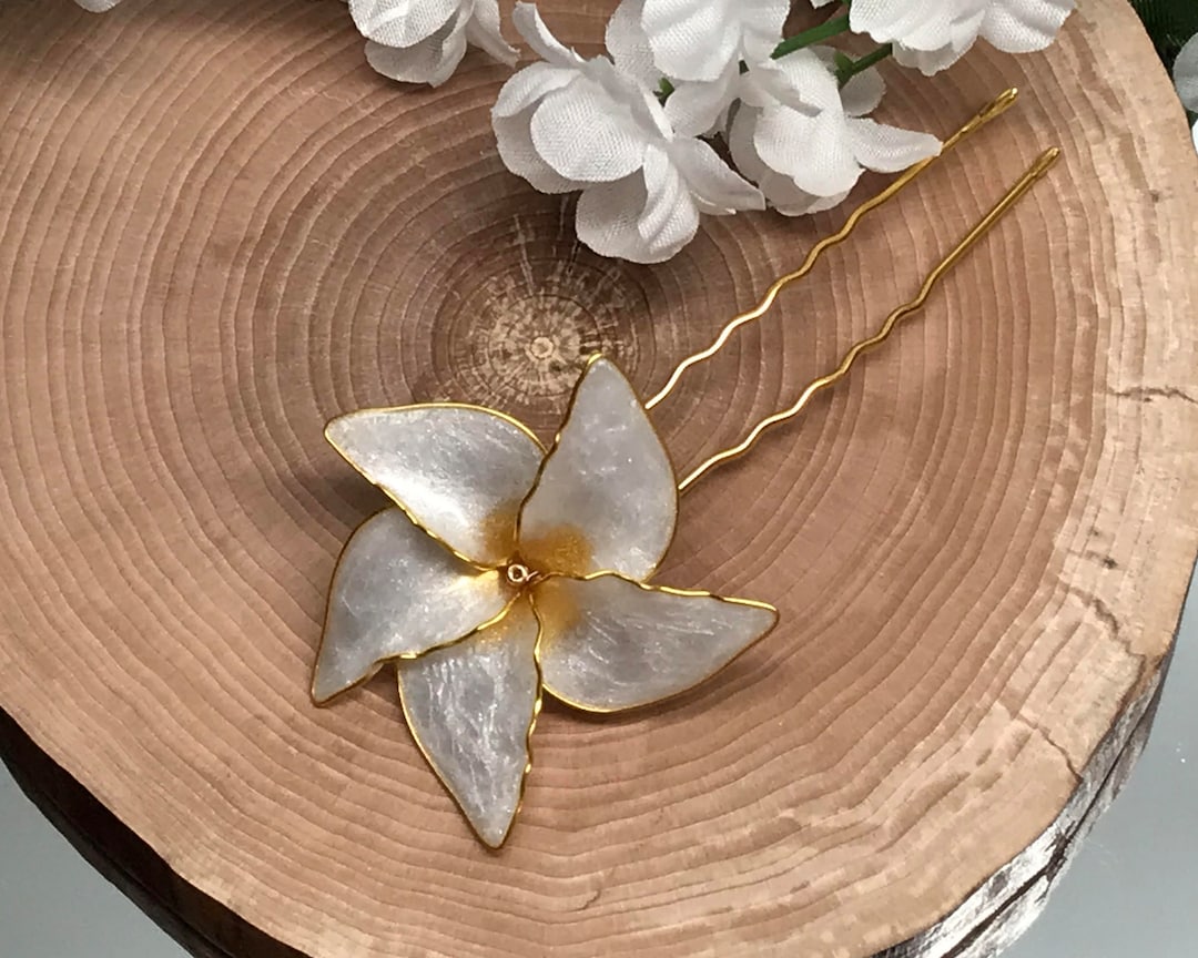 Sampaguita Flower Hairpin: Philippine Jasminum, Gold Accent Bridal Hair ...
