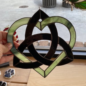 Handcrafted Freeform Celtic Trinity Knot With Heart in Green and Black ...