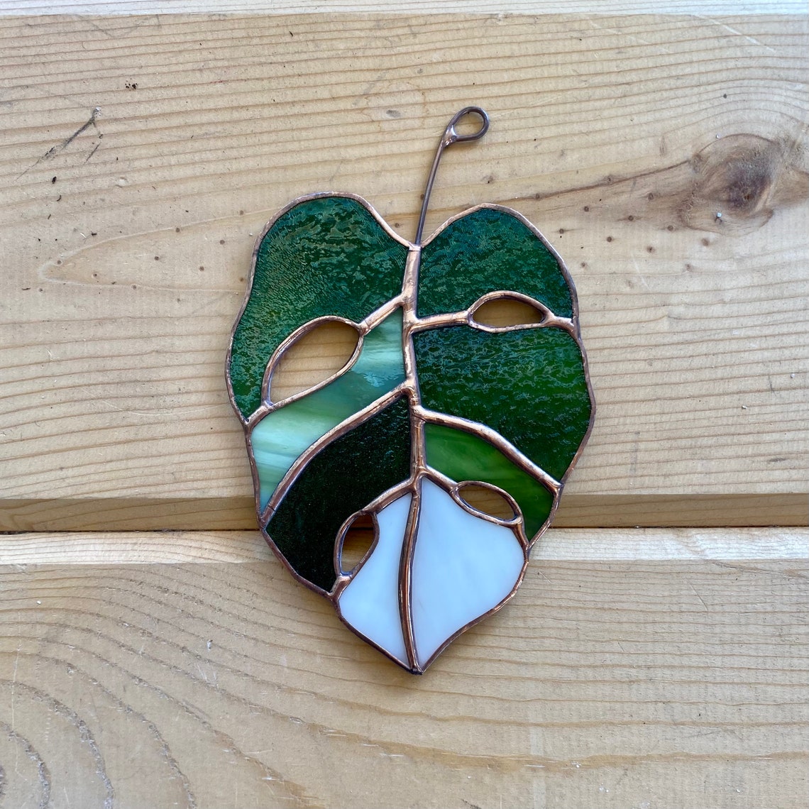 Mini Monstera Leaf in Fern Green and Ivory Stained Glass - Etsy