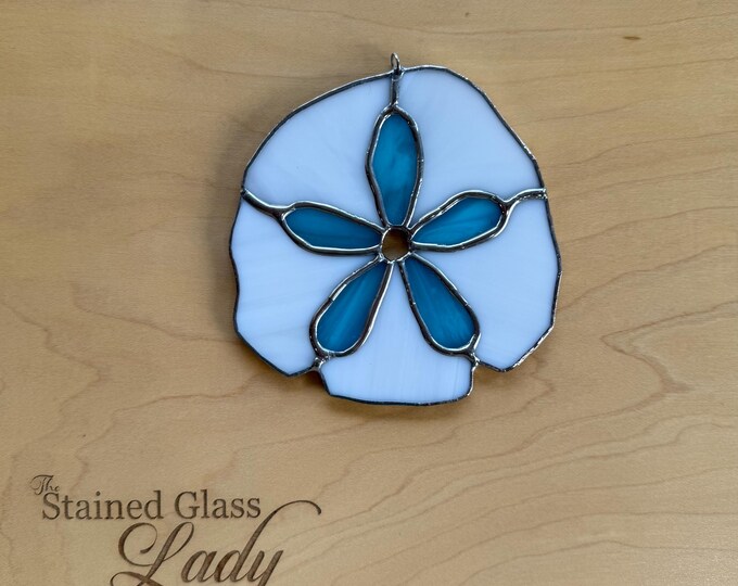 Handcrafted Stained Glass Sand Dollar Suncatcher in White and Sky Blue ...