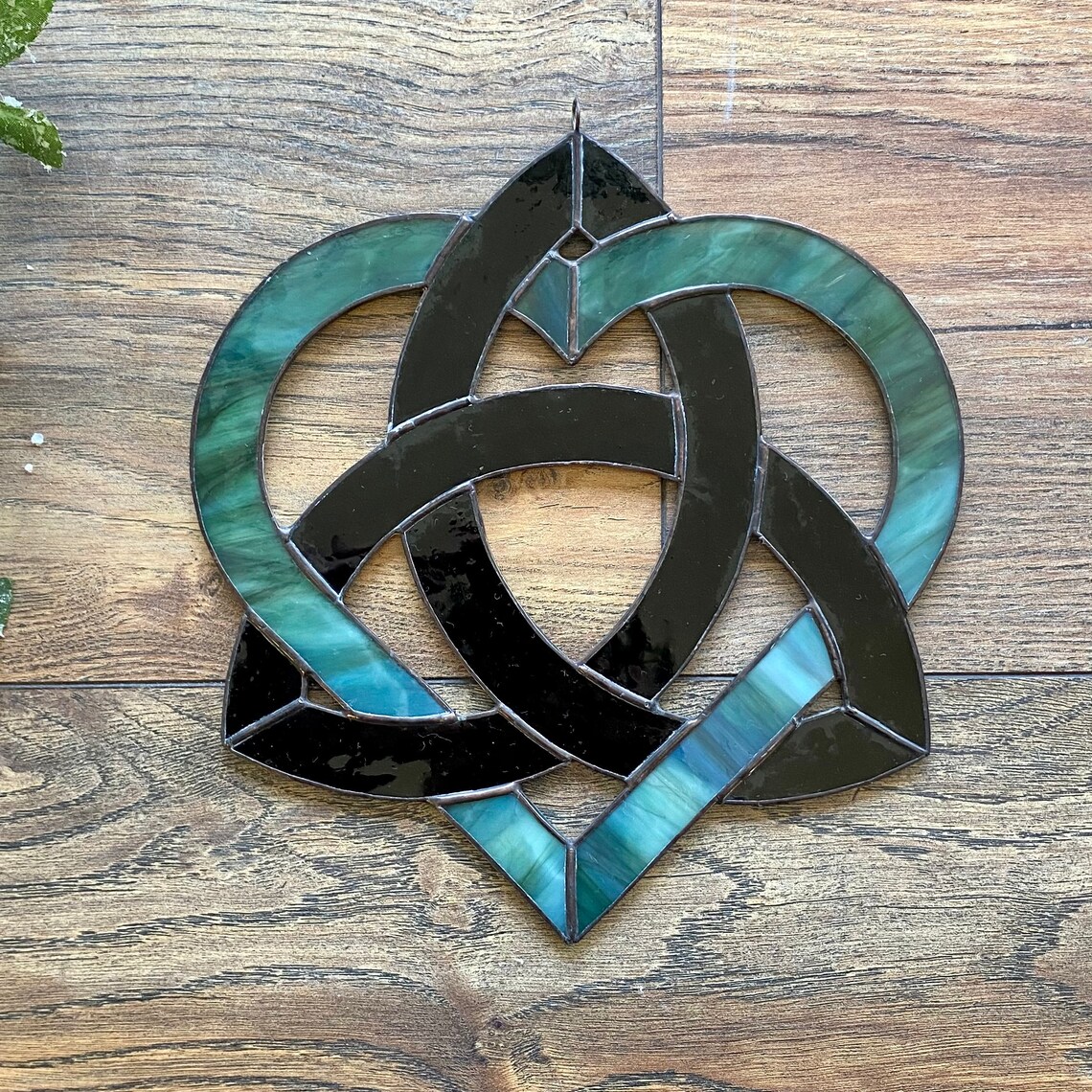 Handcrafted Freeform Celtic Trinity Knot With Heart in Green | Etsy