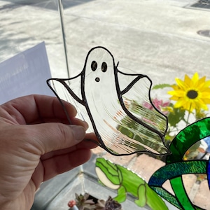 Handcrafted Stained Glass Mini Ghost Suncatcher in Clear Baroque ...