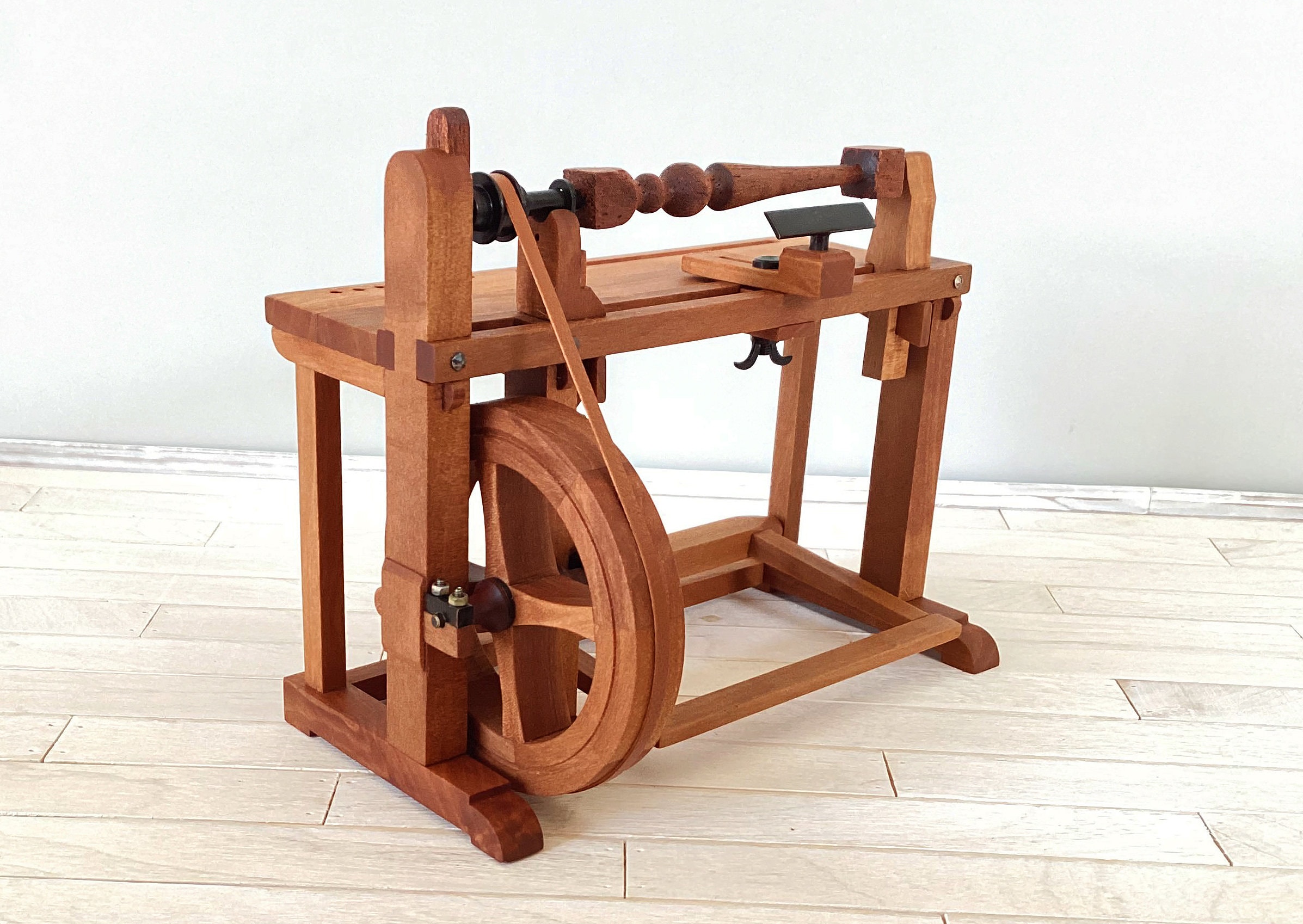 Miniature Lathe Miniature Tool Woodworking Lathe Miniature Workshop Atelier Dollhouse Tool Carpenter Miniature Bench 1 12 Etsy
