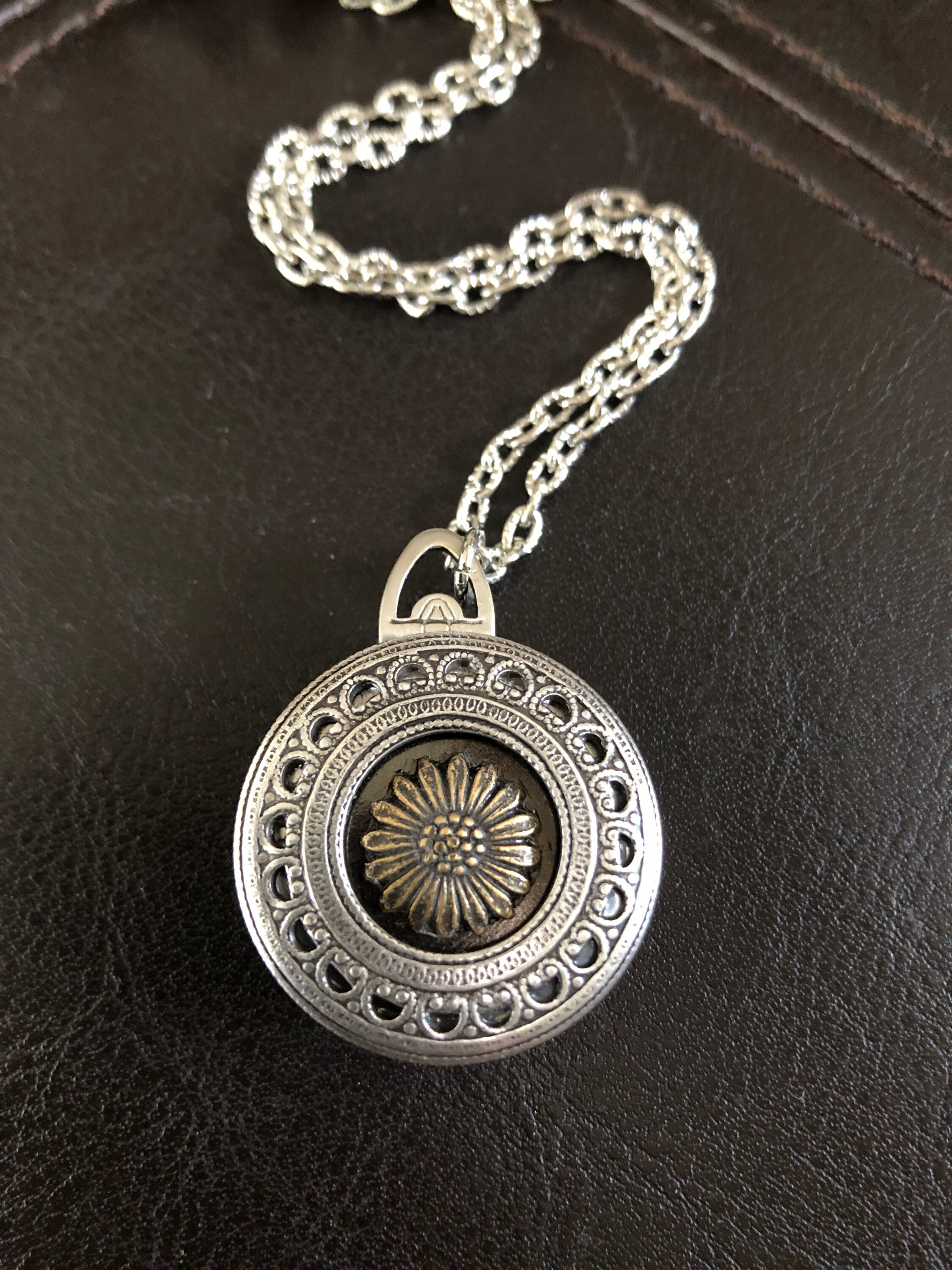 Sunflower Locket Necklace Sunflower Gifts Sunflower Jewelry | Etsy