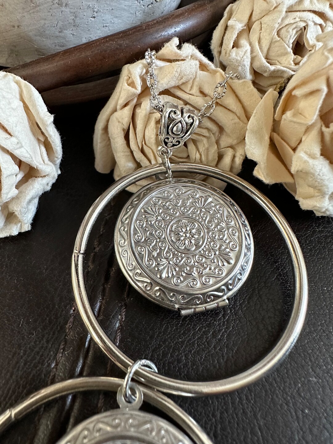 Multiple Photo Locket Necklace,six Photo Locket,family Photo Locket ...