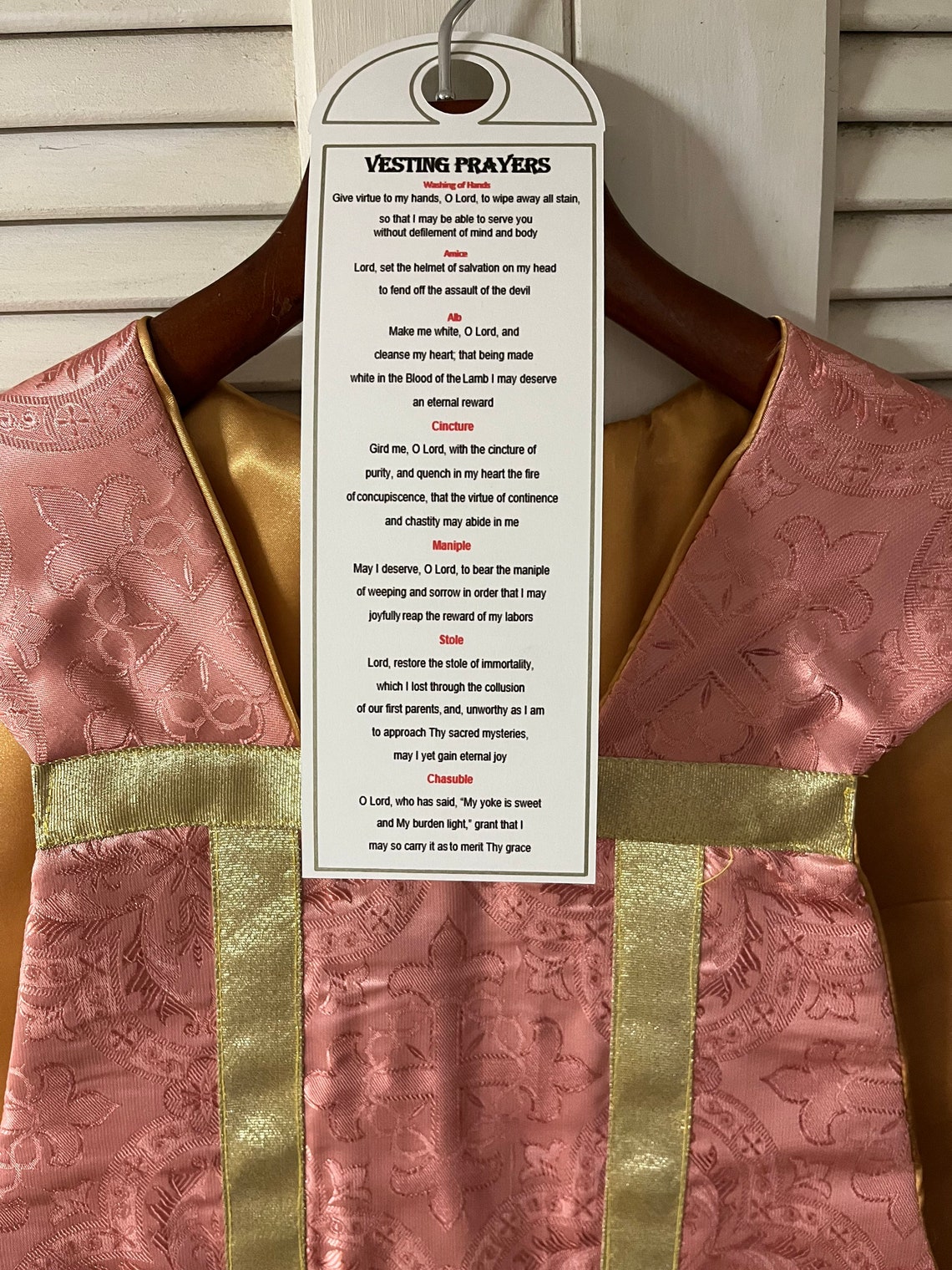 Traditional Catholic Mass Vesting Prayer Card - Etsy