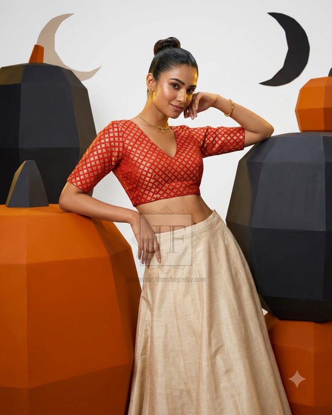 Red Checks Brocade Silk Saree Blouse V-neck, Party Wear Tailor-made ...