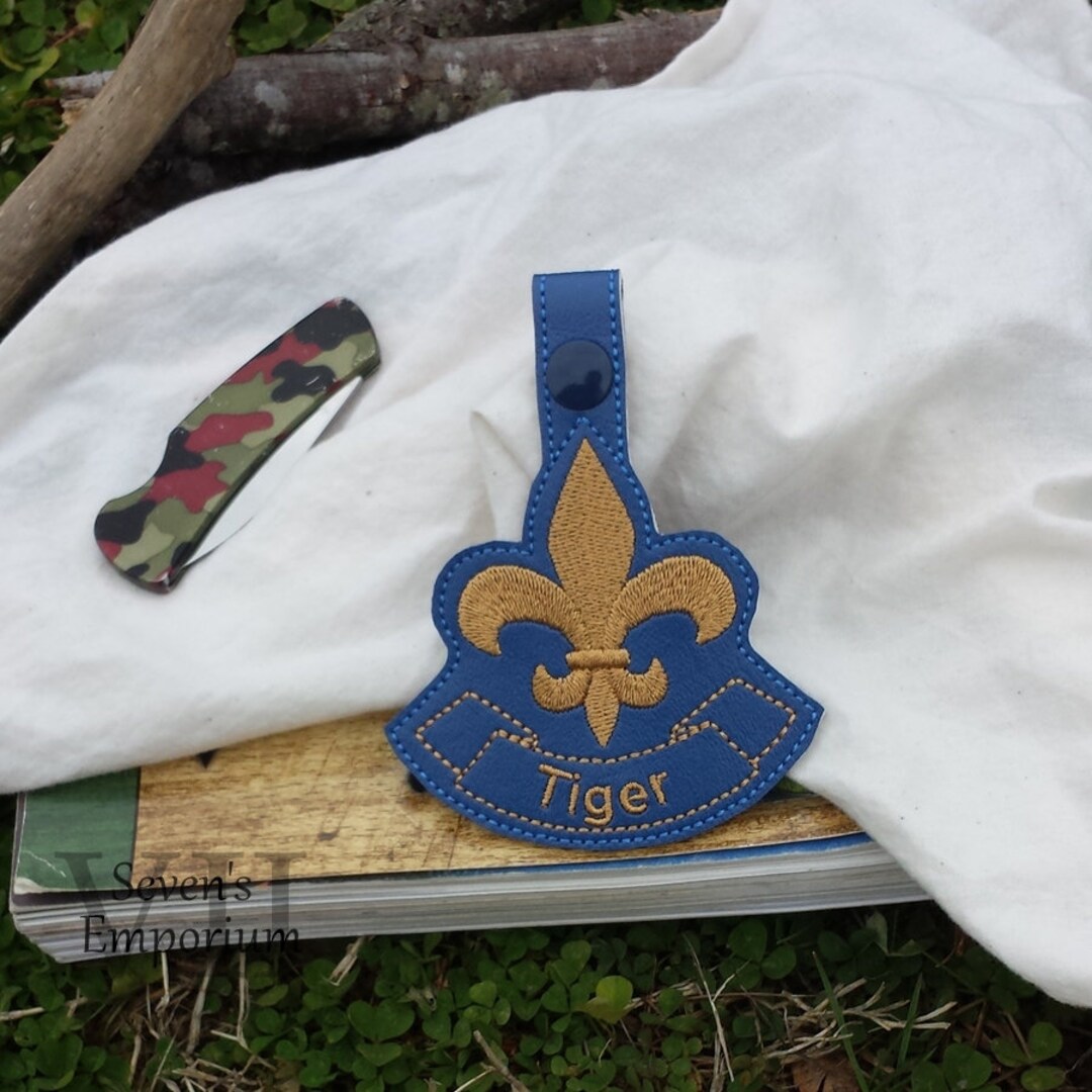 Tiger Fleur De Lis Scout Snaptab Machine Embroidery Design - Etsy