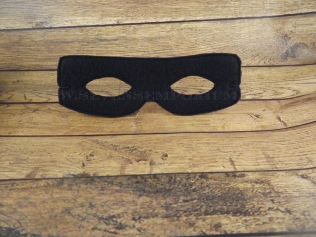 Basic Mask in the Hoop Machine Embroidery Design - Etsy