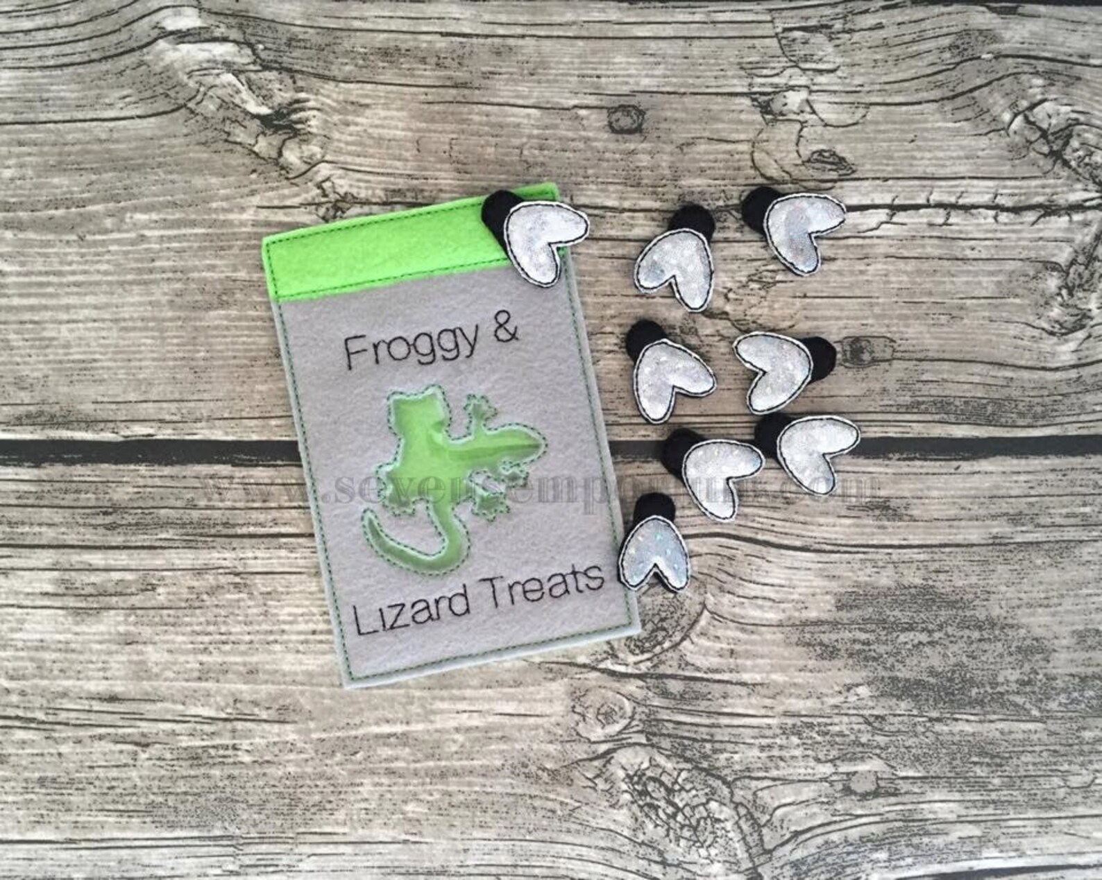 Froggy and Lizard Food and Pet Treats Felt Pretend in the Hoop - Etsy